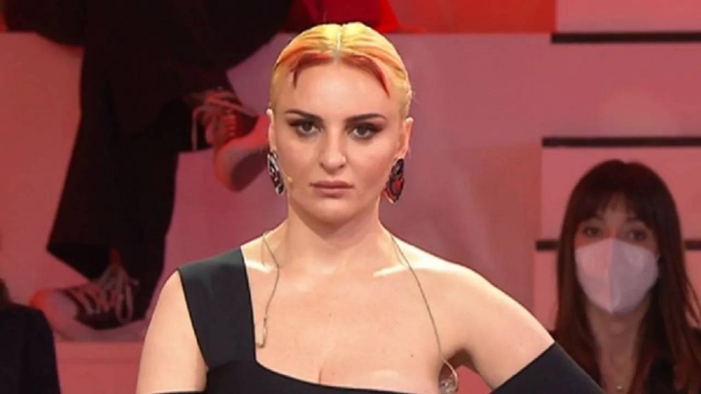 Arisa, il messaggio a sorpresa commuove tutti: "Mi si spezza il respiro..." - metropolinotizie.it