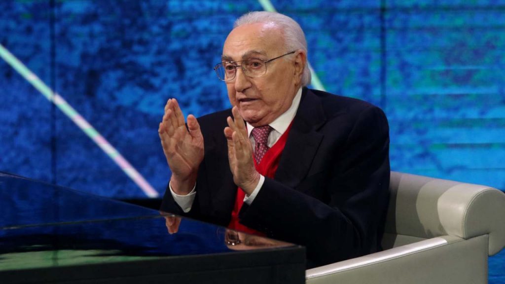 Pippo Baudo, annuncio devastante: 'Non parla...' | L'ex moglie sputa la ...